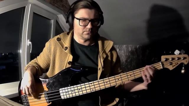 Iggy Pop & Goran Bregovic - In The Death Car (bass cover)