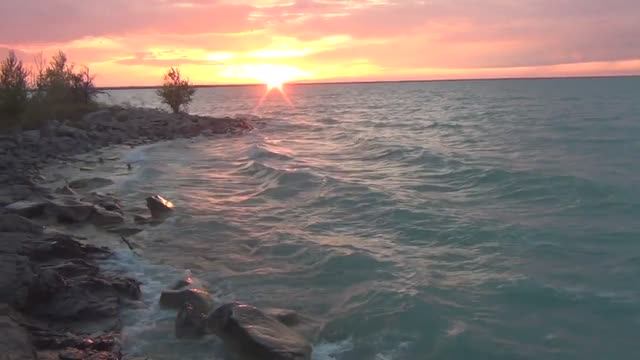 ЗАКАТ над озером Балхаш