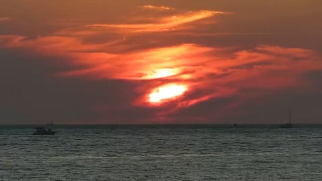 Цвета заката, достойные кисти Айвазовского