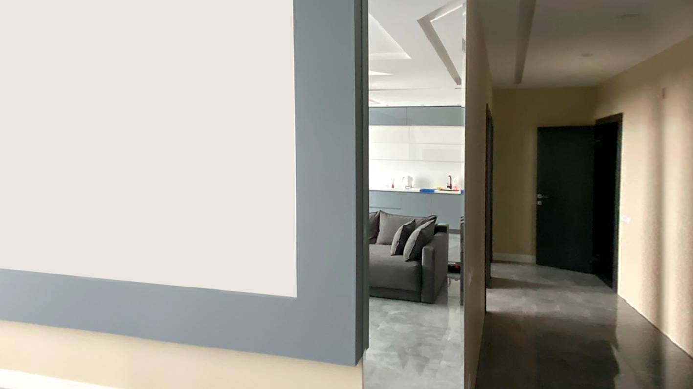 Зеркала по углам на стену