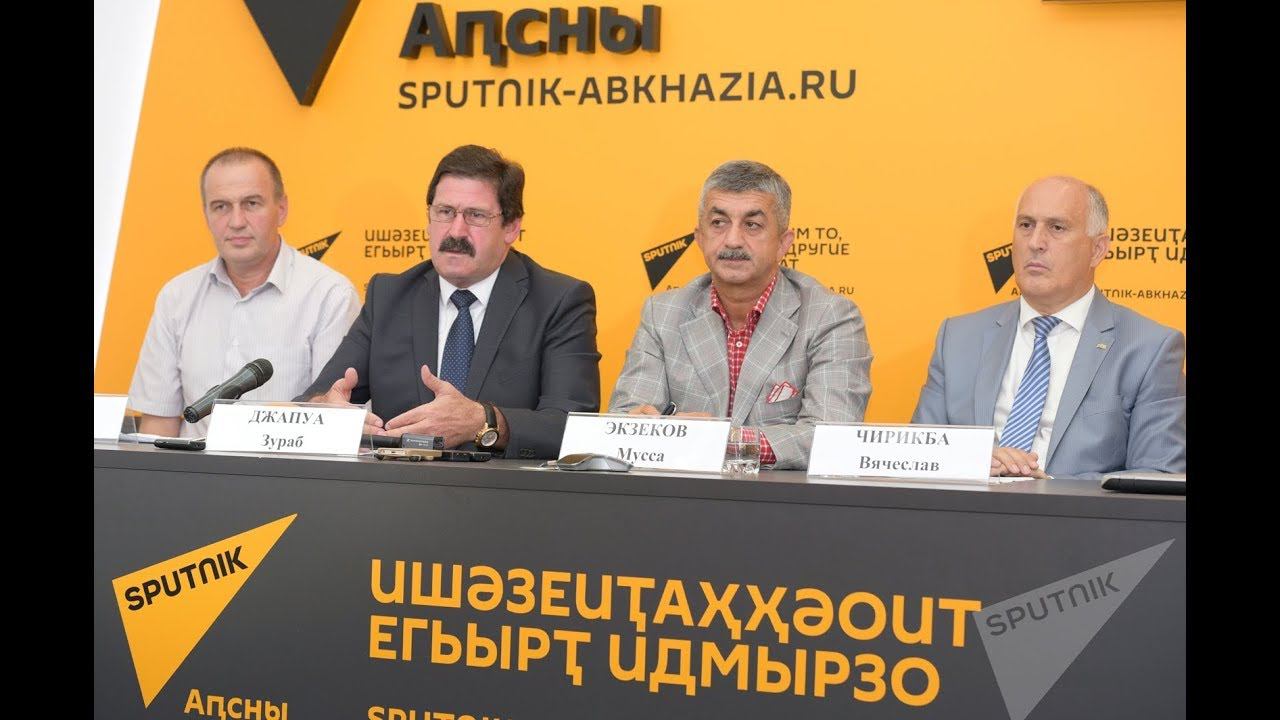 Мусса Экзеков рассказал о проектах по сохранению абазинского и абхазского языков