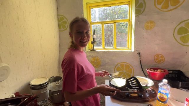 Мария пекет блины в деревне