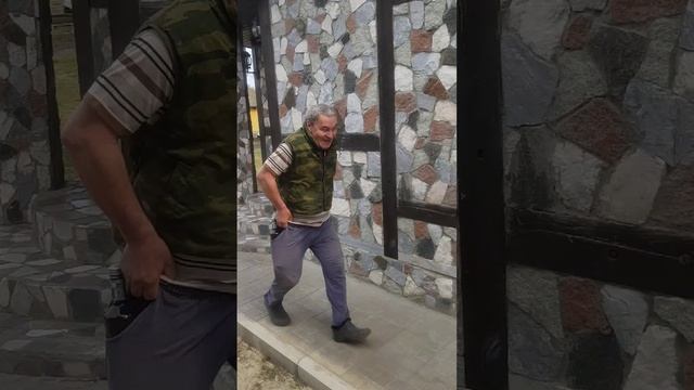 Нам пора сериал свой снимать?