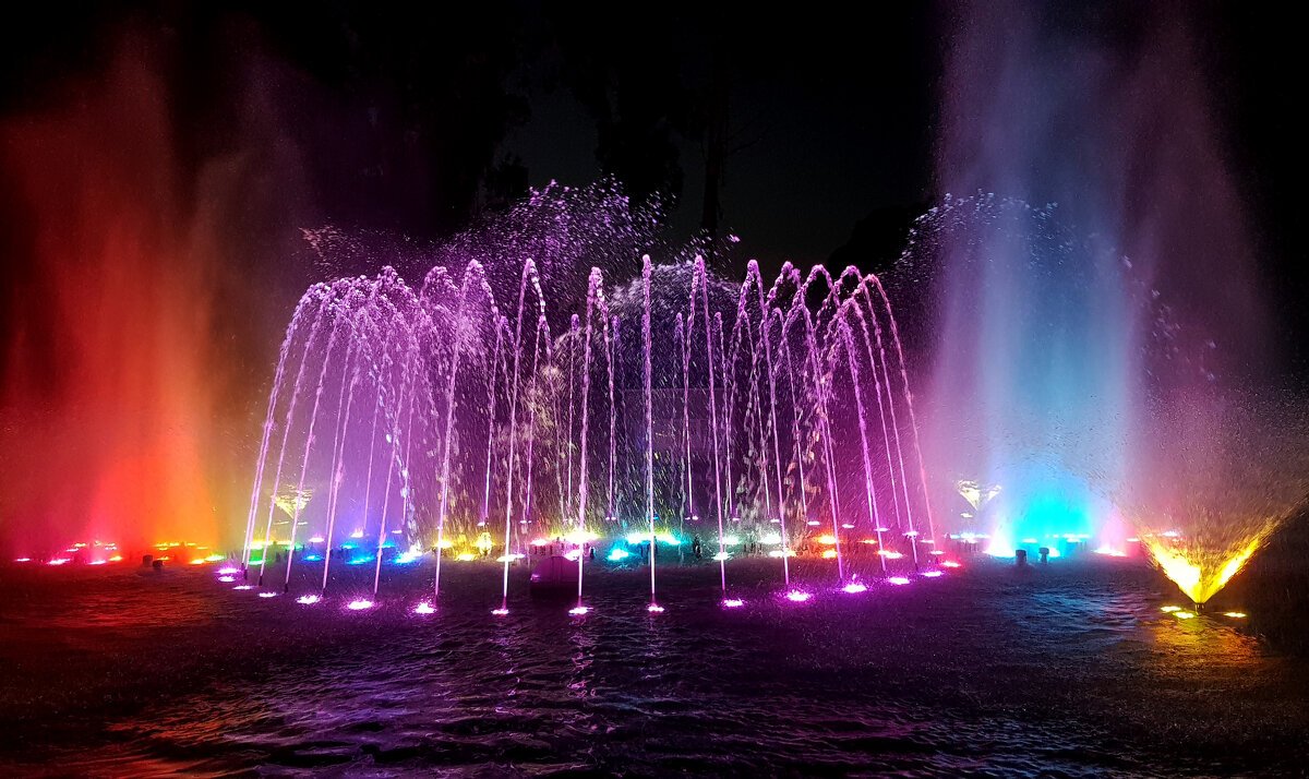 МУЗЫКА ВОДЫ И СВЕТА (ПОПУРРИ)