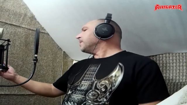 ALLIGATOR - Clown mask (Lyric video)