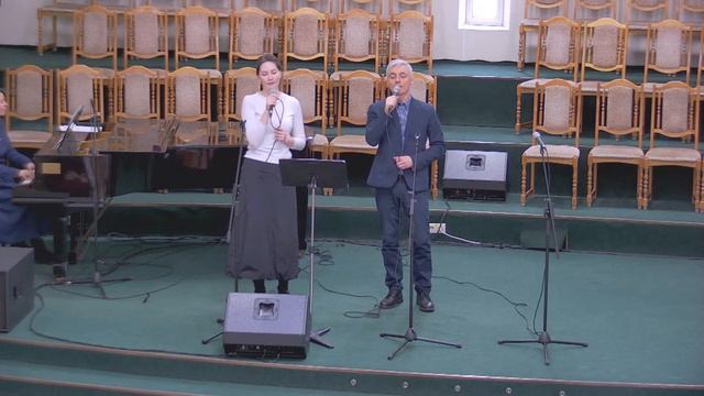 "Далеко,далеко,далеко там за гранью.."-Анна и Андрей.