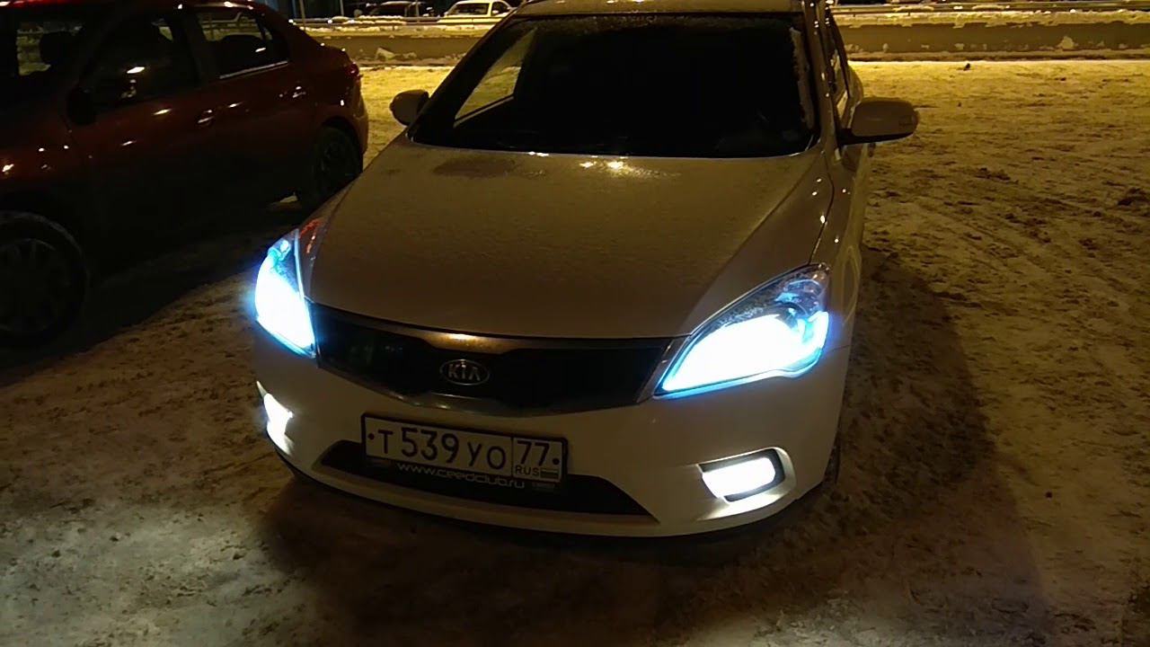 Работа гибких DLR в штатной оптике KIA Ceed ED Fl