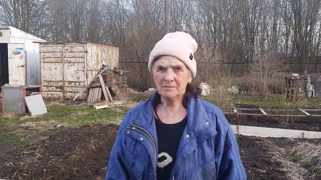 Весенние работы на садовом участке.