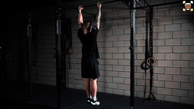 Подтягивания лопатками