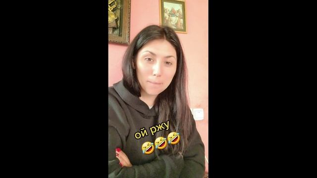 Не все ищут братьев по разуму, половина ищет сестер по глупости.