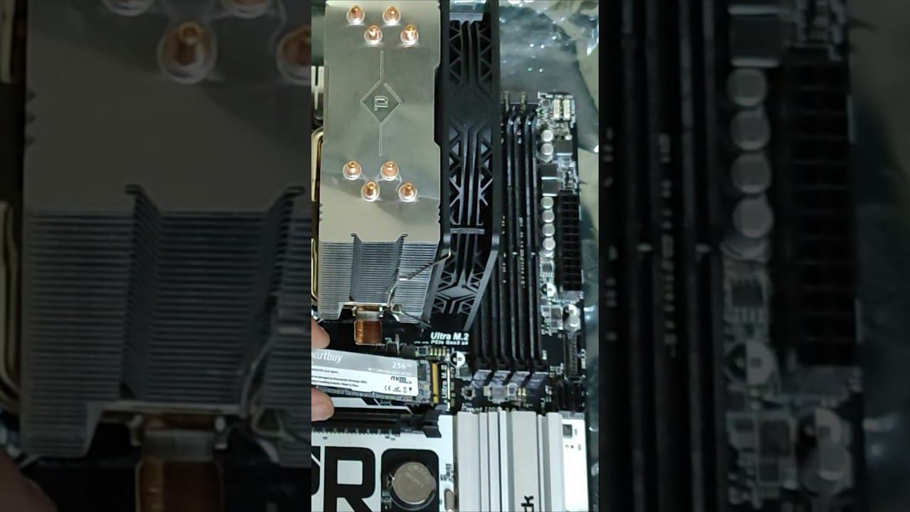 Установка диска SSD.M2 на материнку. Проще простого #shorts  #быстро #просто #безопыта