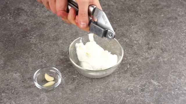 Рулет из лаваша на праздничный стол _ Самые вкусные закуски на новый год 2021.mp4