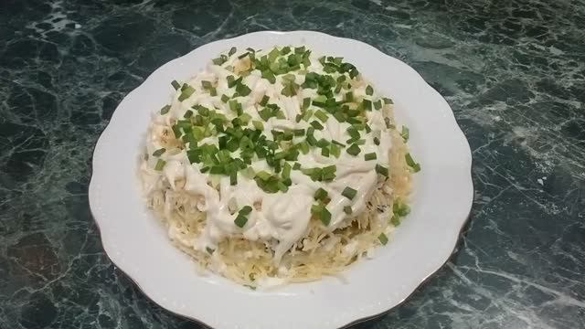 Салат “Минутка” - такой закуской хочется наслаждаться снова и снова!Сырно-шпротный салат.quick salad