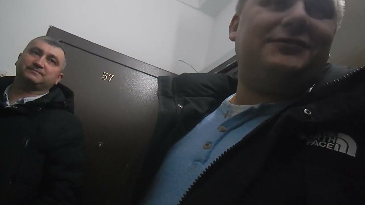 13.03.2023 ко мне пришли незнакомые люди в штатском. Представились опер-уполномоченным из уг-розыска