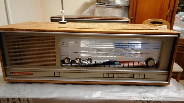 Радиола Кантата-203 Китай ловится