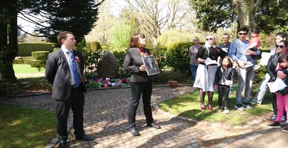 Выступление Ирины Петерсен. 9 Мая 2021, на могилах Советских солдат, Орхус, Дания.