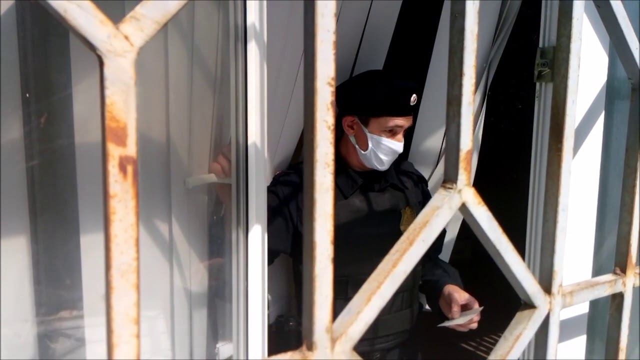 Судебные приставы Оричи забарикадировались от граждан ТРИУМФАЛЬНЫЙ ПОЗОР ч  1 юрист Вадим Видякин