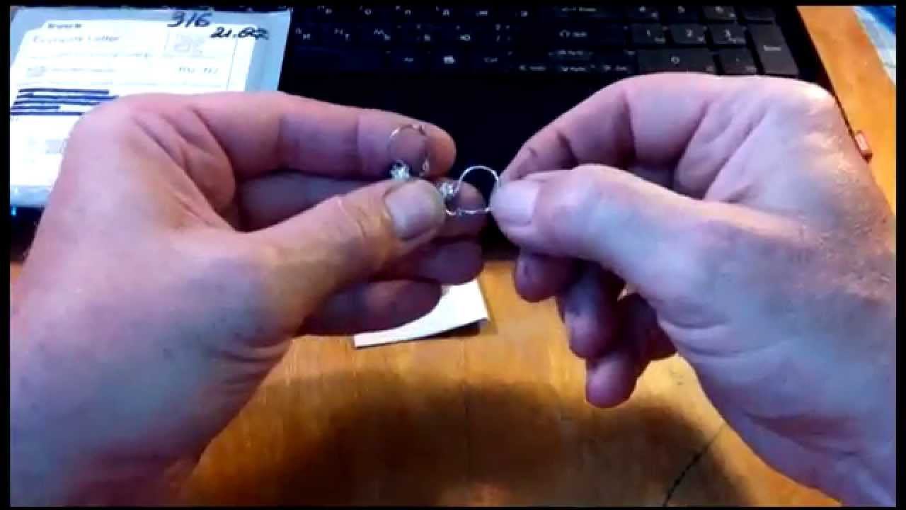 серьги и карта памяти на 16 гб с Алиэкспресс