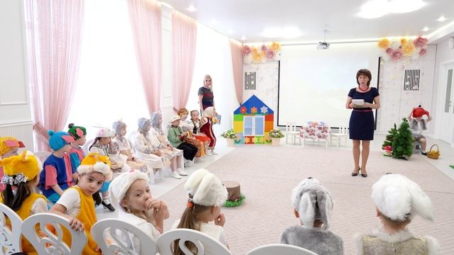 утренник 8 марта Лучики 20 детсад 2023г