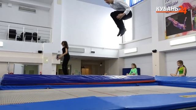 Агентство Z _ Урок скетчинга _ Прыжки на батуте в Краснодаре