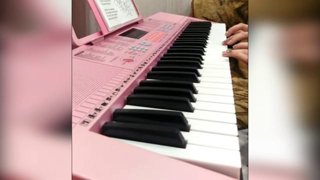 В лесу родилась ёлочка на синтезаторе ДЕТСКИЕ ПЕСЕНКИ