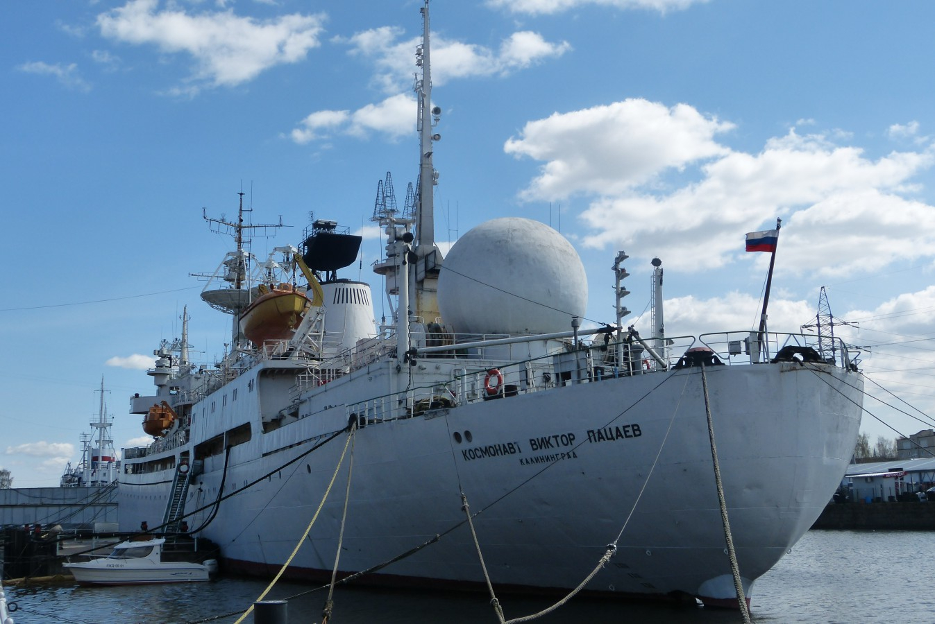 Калининград.Корабли и подводная лодка. Музей .Набережная исторических кораблей