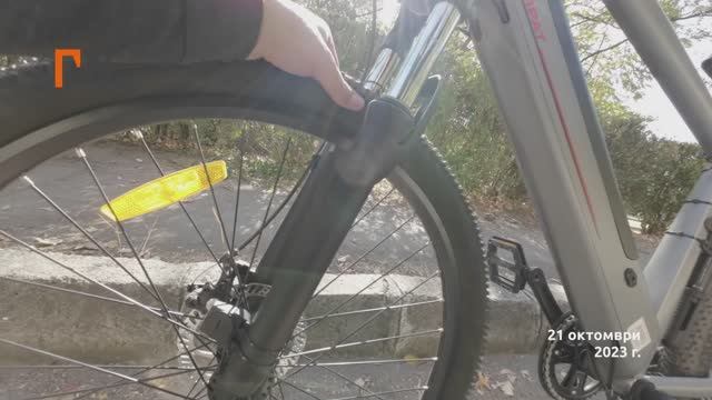 Велодорожка в Сопоте (Болгария) - Колесо спустило - 21 октября 2023 года