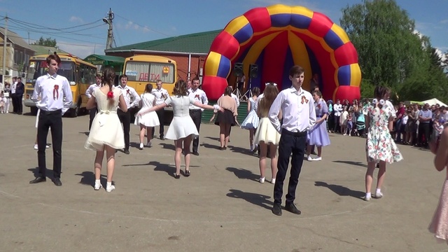 Ах, эти тучи в голубом...