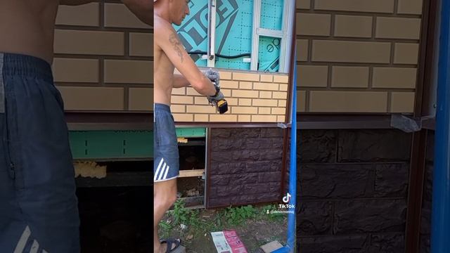 Отделка Стен Фасада  Фасадными панелями Под Кирпич Альта-Профиль!
