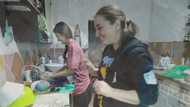 Жизнь Центровская - 1 серия