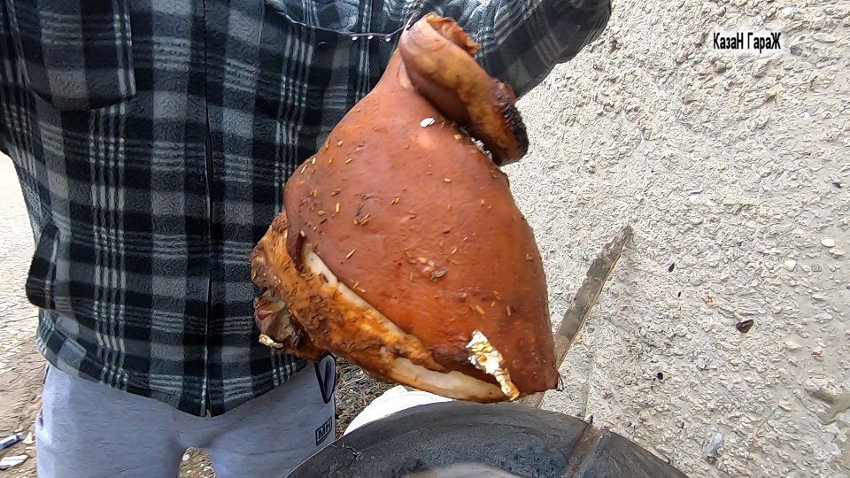 Приготовил ОГРОМНЫЙ свиной ОкороК в ТандырЕ... от КазаН ГараЖ