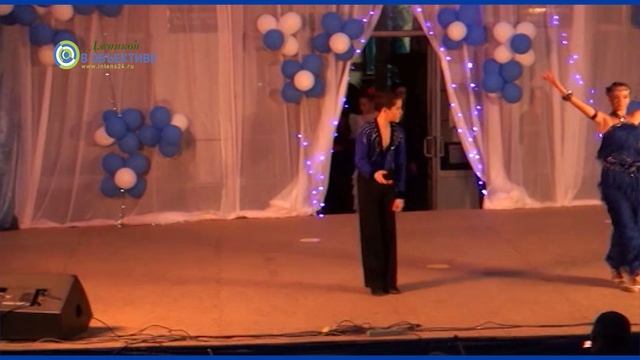 Выступление танцевального коллектива "УКРДЕНС" на дне города Джанкой. 2013.mp4