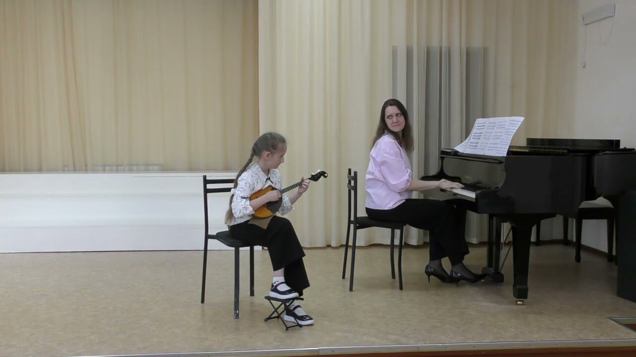 Анастасия Смолева,  3 класс ДОП "Основы музыкального исполнительства",