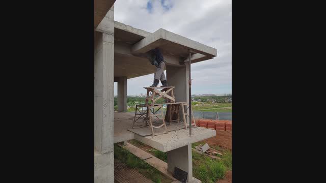 Чемошур демонтаж козырьков балконов