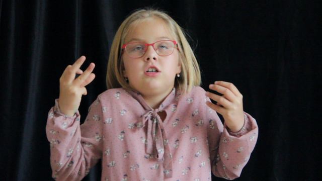 Марина Цветаева " Я только девочка"