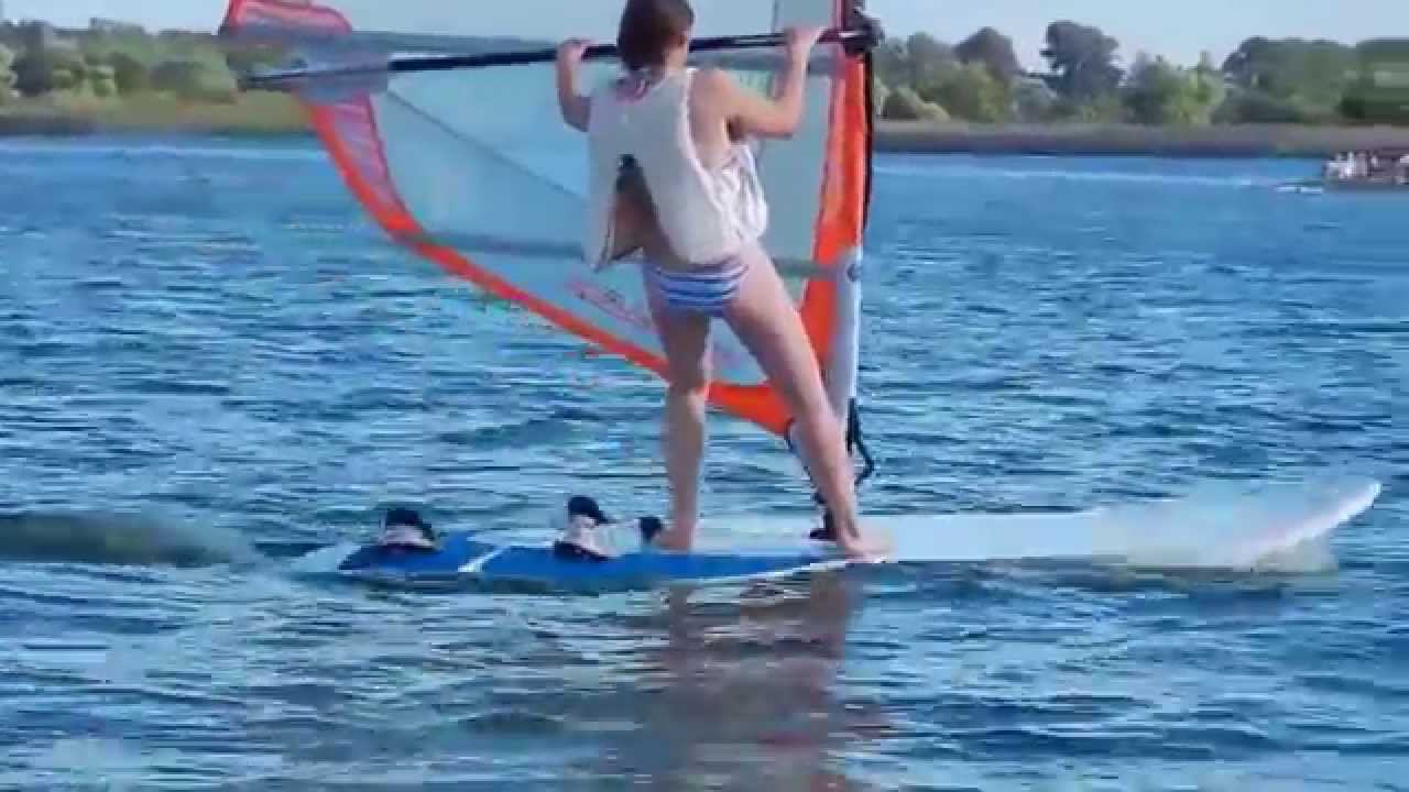 Маша на серфе