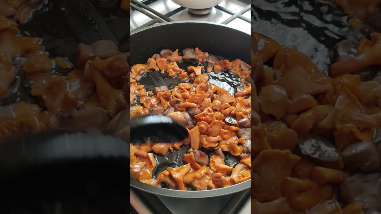 А вы любите жареные лисички с молодой картошкой? #едаялюблютебя #жареныегрибочки #cooking #cookies