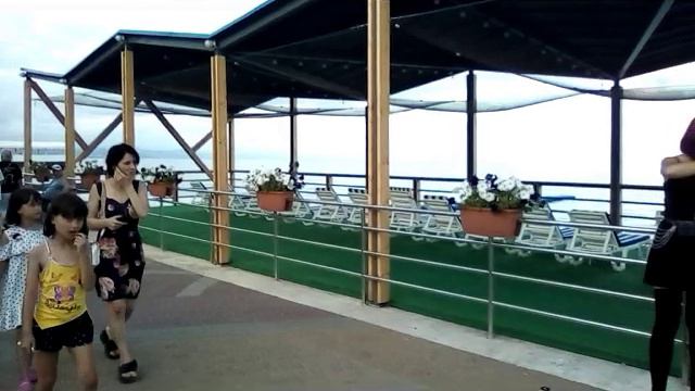 Алушта. Профессорский уголок. Скрипачка.