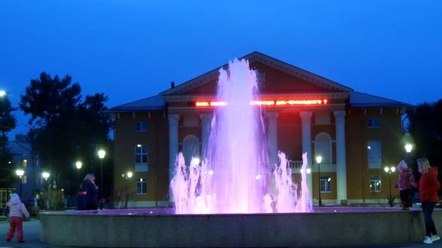 20190921 4K Фонтан напротив ДК «Химик».mp4