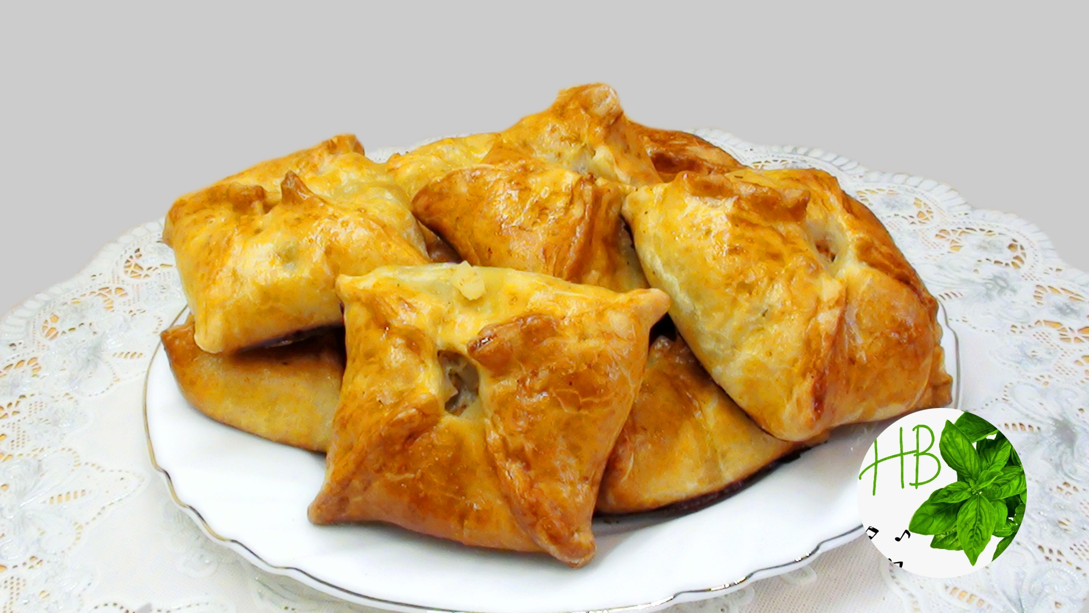 Пирожки в духовке. Мини-Кубэтэ из слоеного теста. #пирожки #рецептдуховка  #ноткавкуса