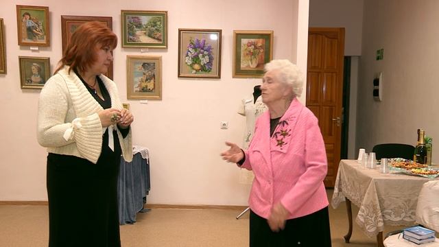 Выставка вышивальщиц.  8.01.2013