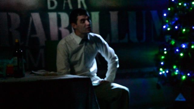 Начало моноспектакля Максима Юрина "Стихли шаги его" (24.12.17, АМбар, г. Москва)