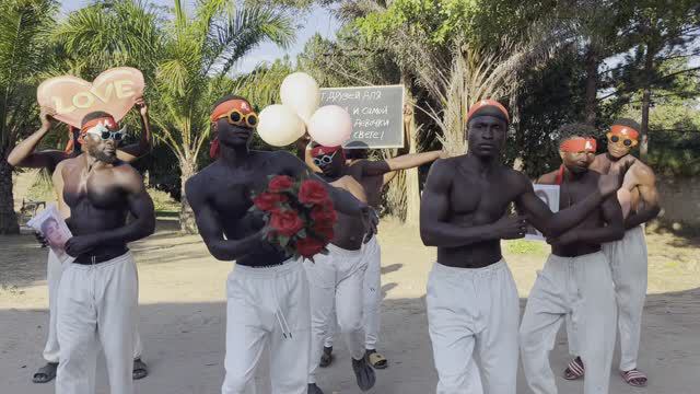 Симпатяги поздравляют с Днем Рождения )