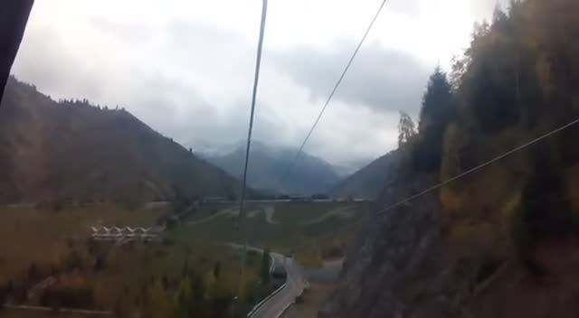 121 2015г Спецназ ГРУ и интернационал СССР на Тянь Шане пьют за Россию и Путина