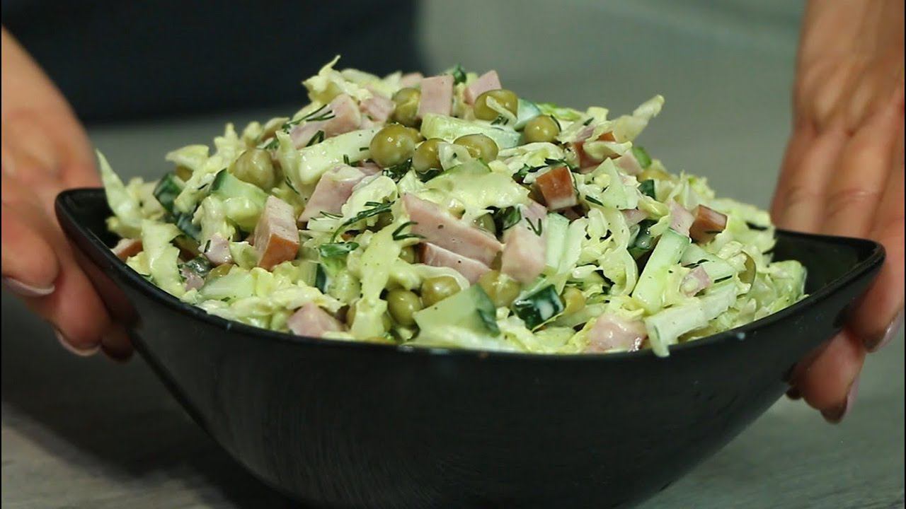 Простой и быстрый салат с пекинской капустой и ветчиной