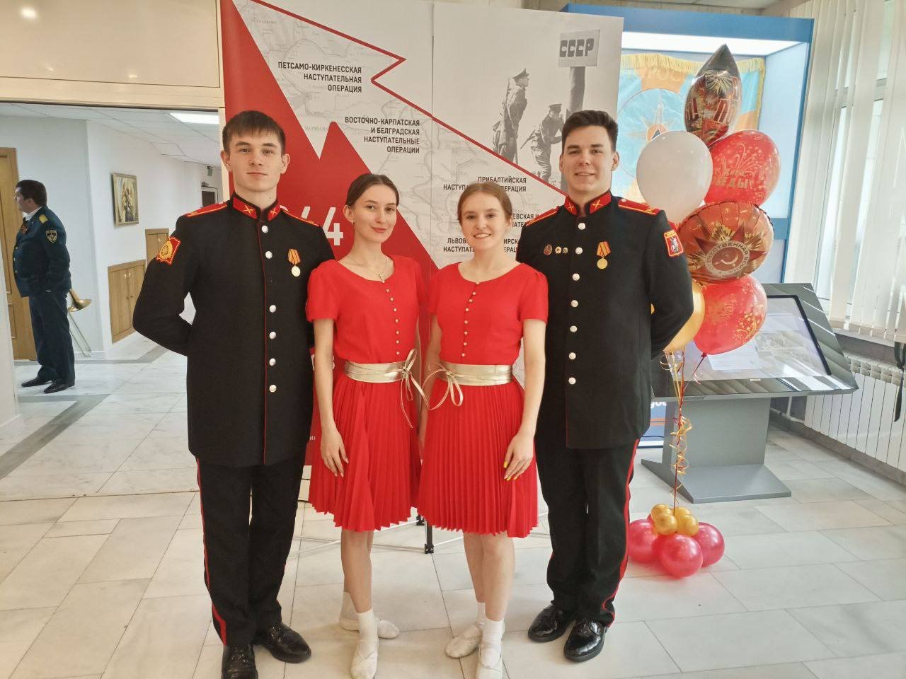 "Танец любимый подруг фронтовых" в исполнении автора Кунёвой Светланы