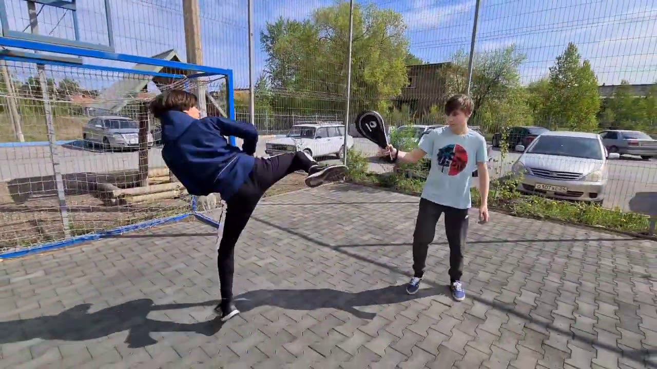 Фехтовка в ракетку со сменой задания на блоки с фехтовкой