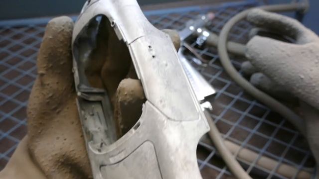 Старый Porsche 356b cabrio в ледяной реставрации