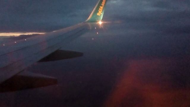 Едем домой. Вечерний ШАРМ ЭЛЬ ШЕЙХ. Взлет Boeing 737-800 в Шарме. Посадка Boeing в Киеве.