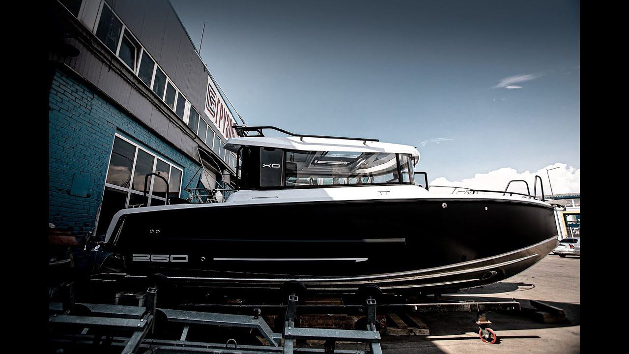 Обзор катера ХО 260 Cabin c с подвесным мотором Mercury 400 лс